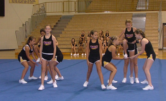Middle School cheerleaders complete clinic - The Post-Searchlight | The ...