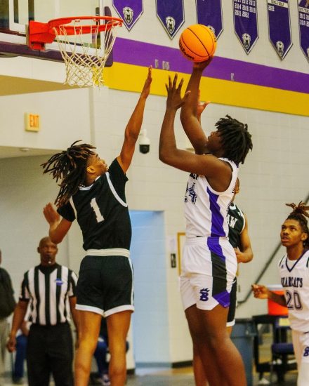 Cochran earn’s 200th career win as Bearcats continue hot streak | The ...