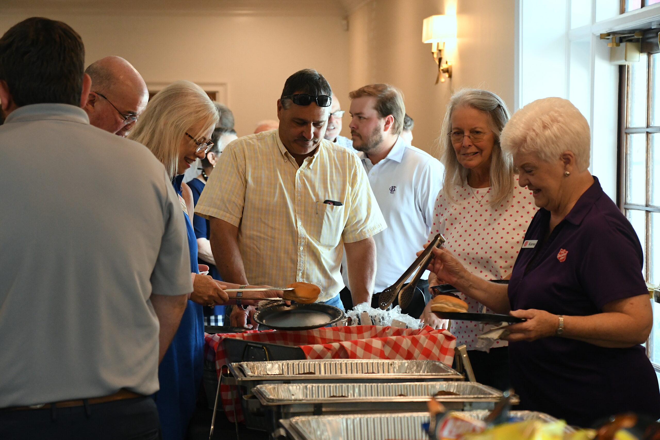 Chamber holds summer picnic-themed luncheon, recognizes Chamber ...