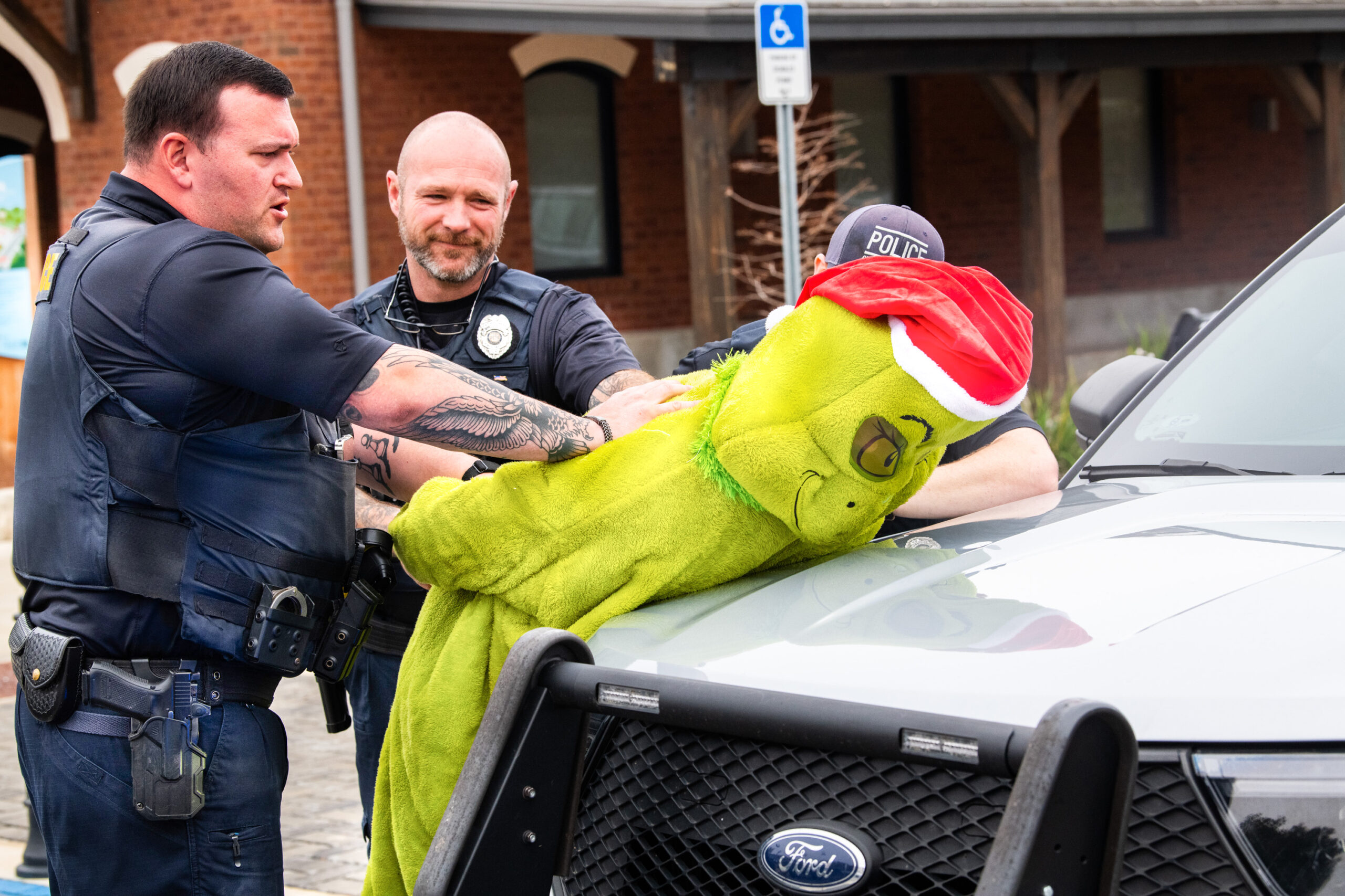 Bainbridge Public Safety saves Christmas, books the Grinch | The Post ...